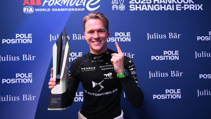 MAX GUENTHER HEADLINES ALPINESTARS 1-2-3 IN SHANGHAI